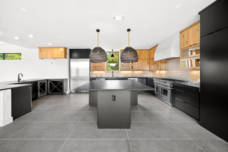 237 Canyon Turn